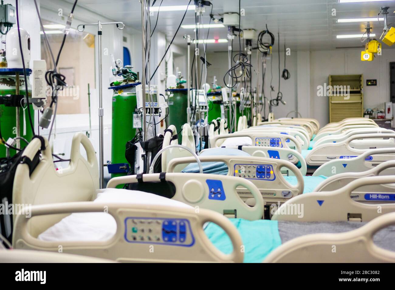 October 7, 2017 San Francisco / CA / USA - Hospital room on one of the ...