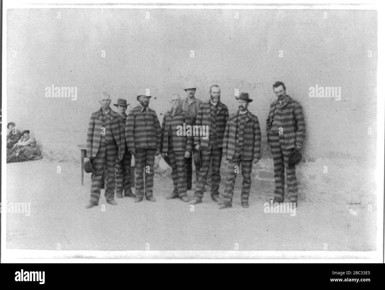Group of polygamists in the Utah Penitentiary Stock Photo - Alamy