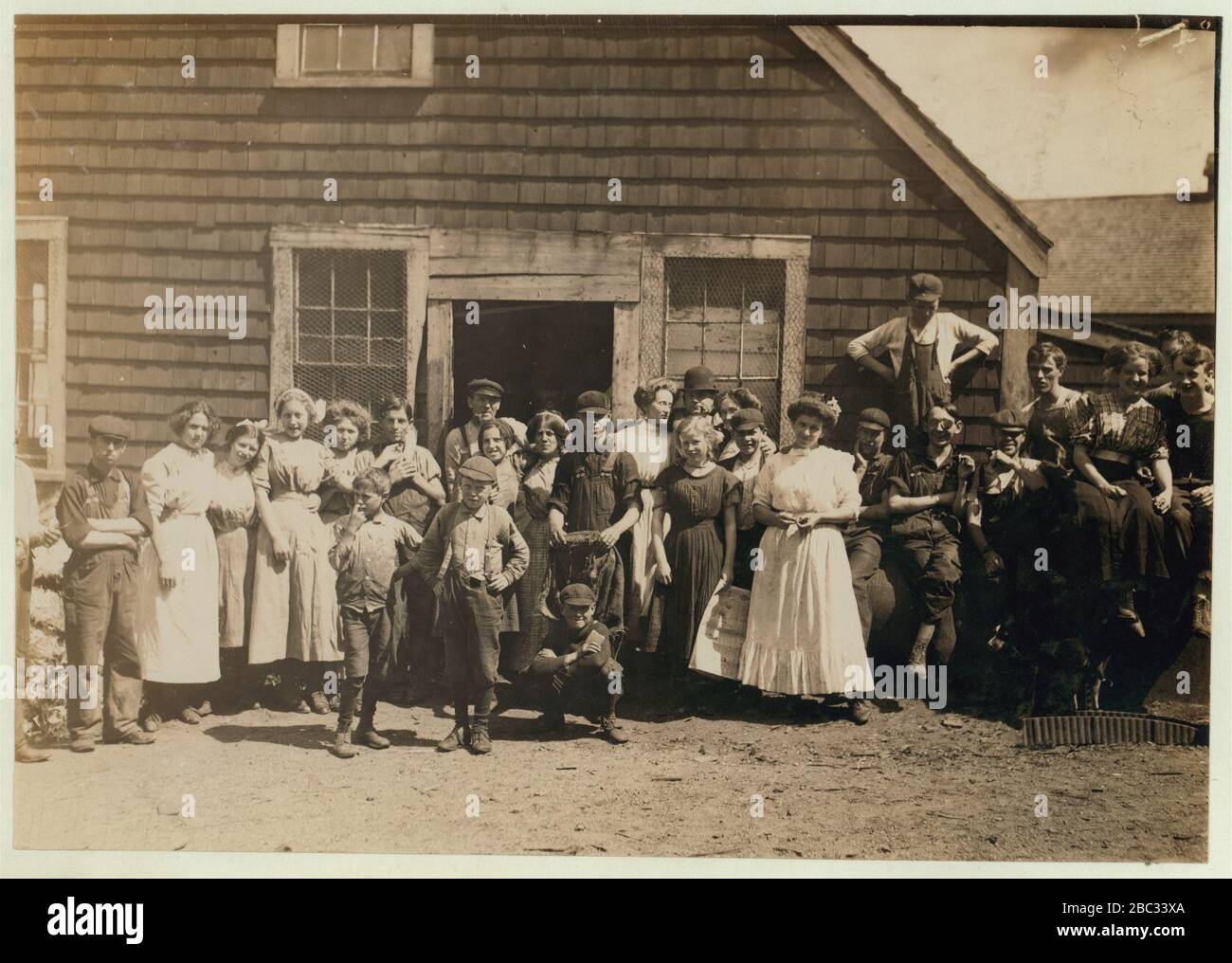 Group of workers at Seacoast Canning Co., Factory -4, Eastport, Me ...
