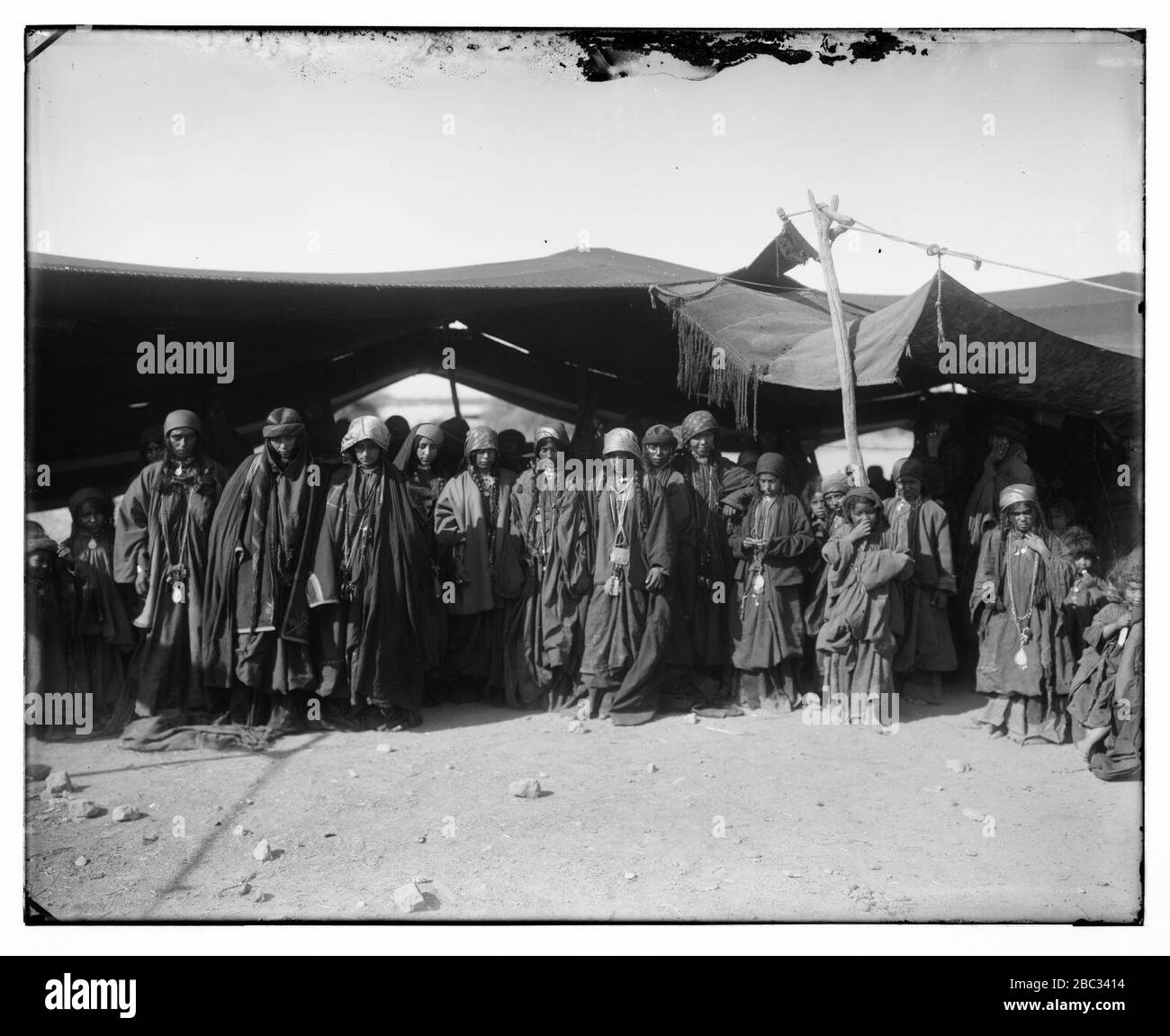 Group of young Bedouin women tent-dwellers in Moab of the Adwan tribe ...