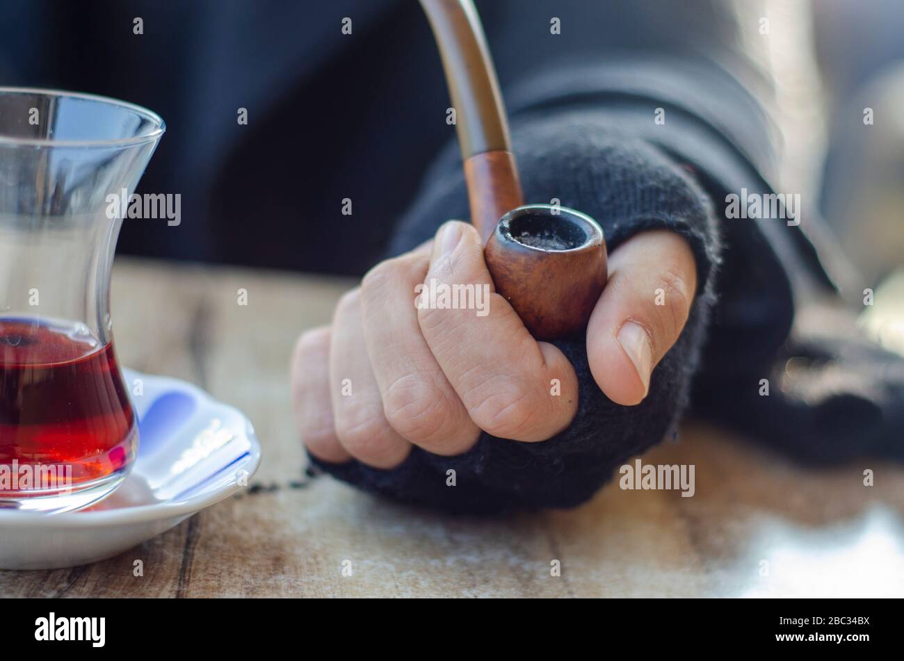 Smoking Pipe, Old Briar, Pipe Stock Photo - Alamy