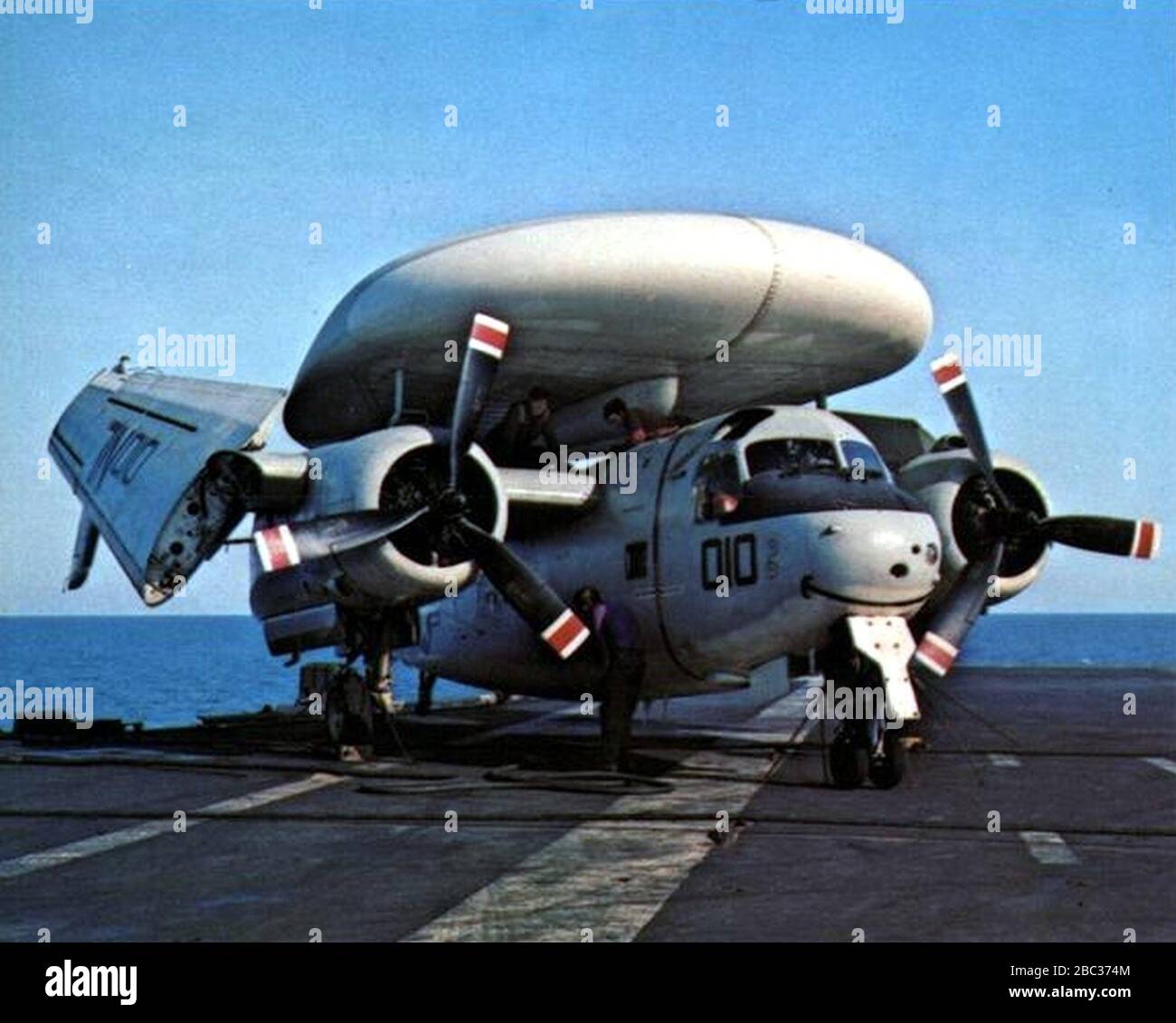 Grumman E-1B Tracer of VAW-111 aboard USS Coral Sea (CVA-43) in 1973 ...