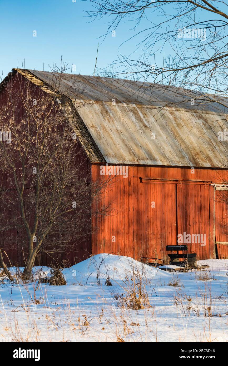 Classic barn hi-res stock photography and images - Alamy