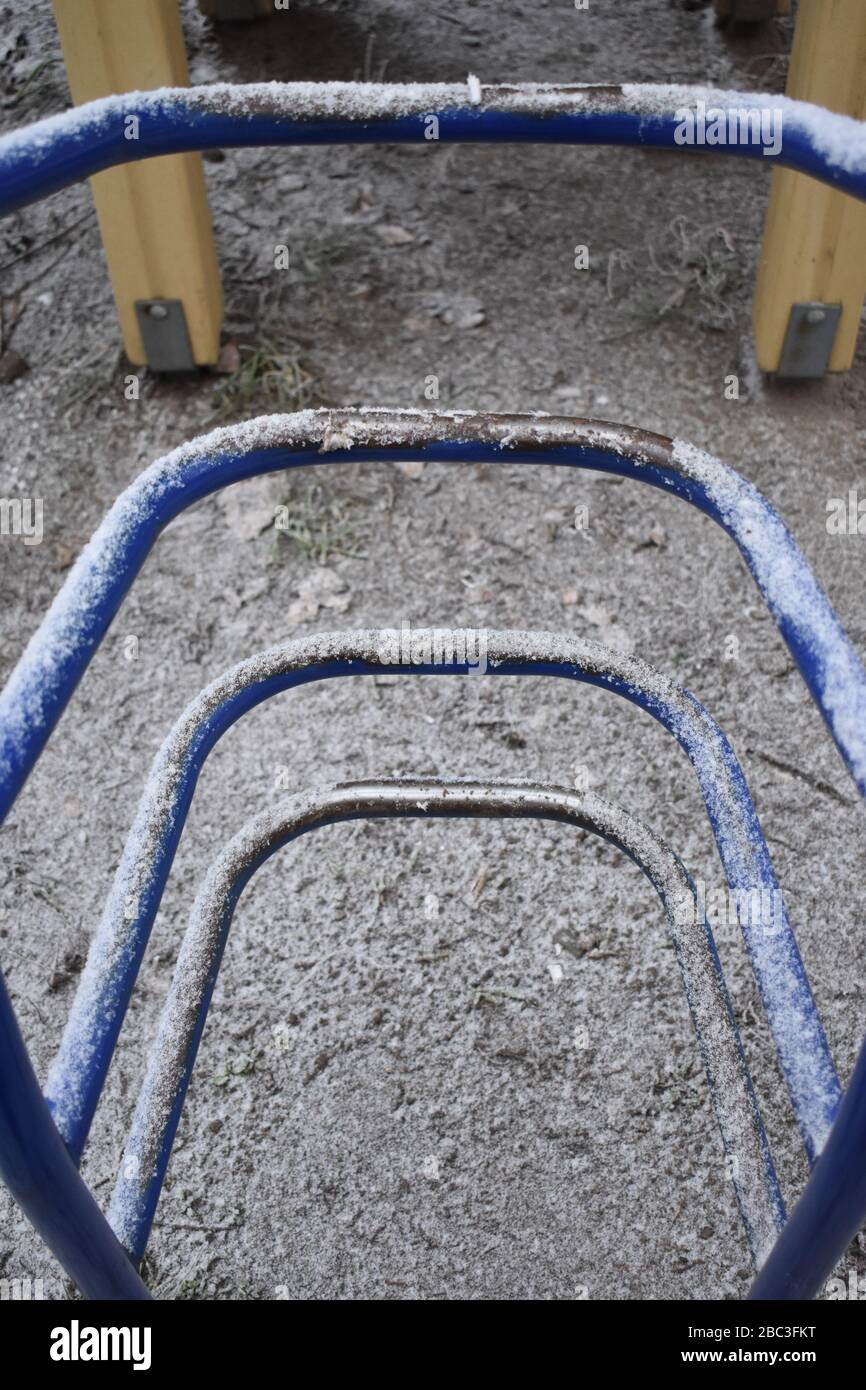 City and playground hi-res stock photography and images - Alamy