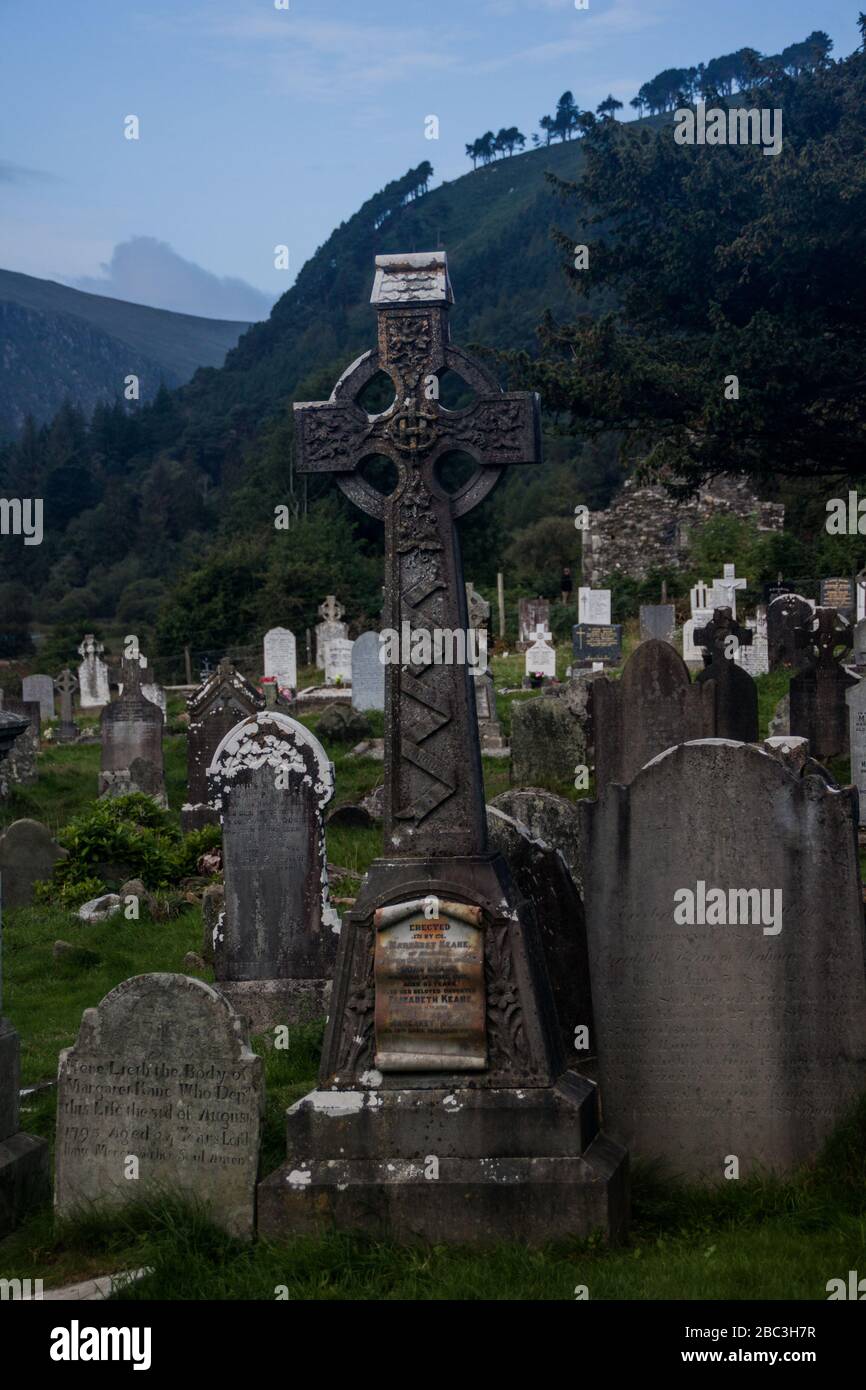 ancient graves, mountains, Ireland Stock Photo - Alamy