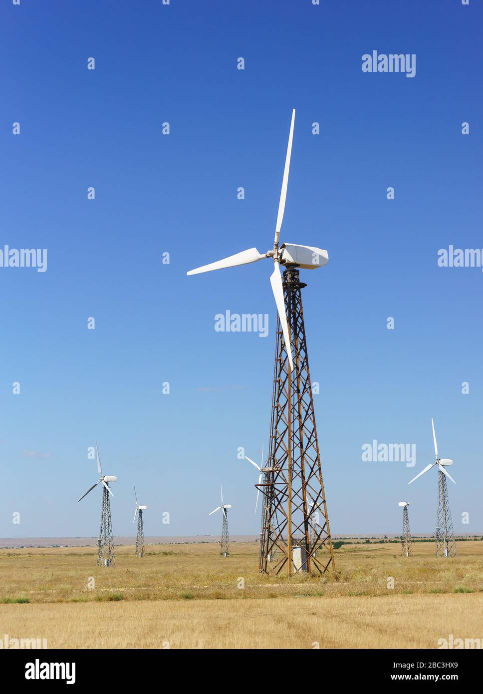 Rotating wind turbine hi-res stock photography and images - Alamy