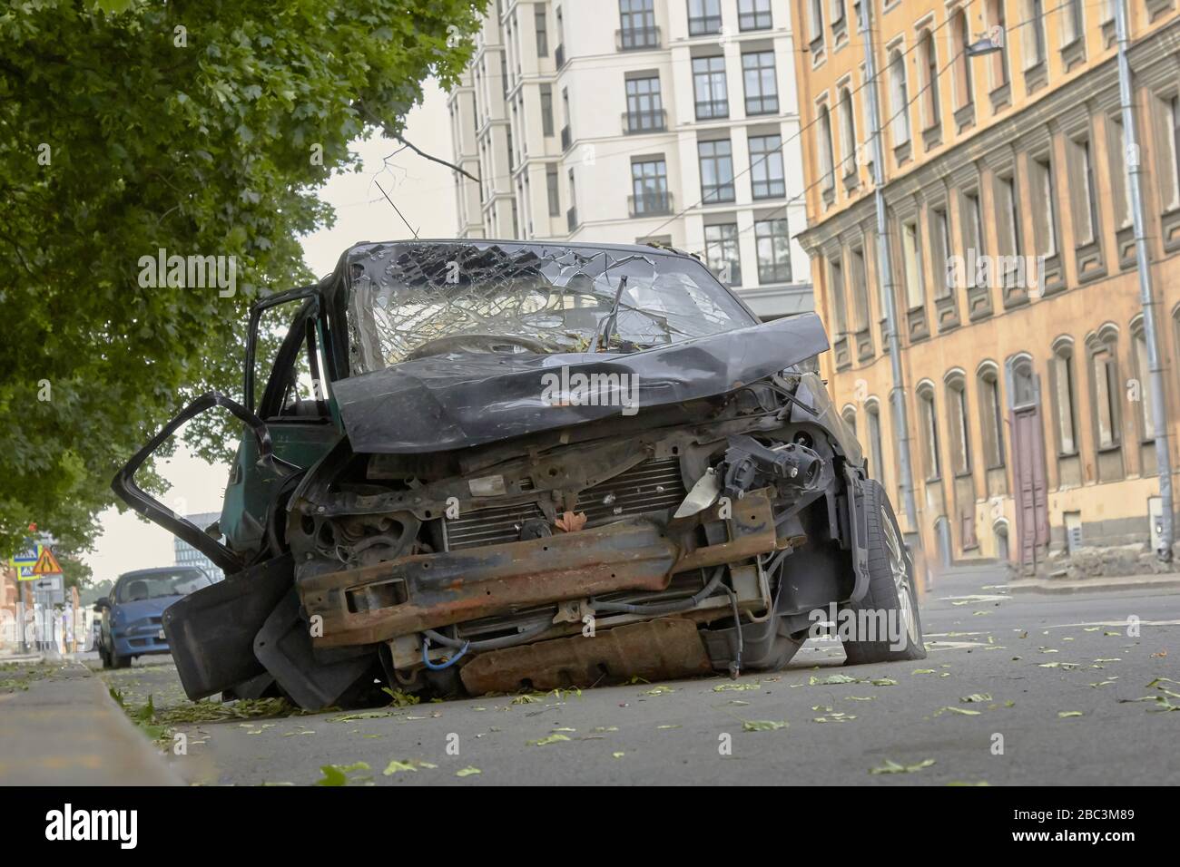 car crash accident on the road in the big city Stock Photo - Alamy