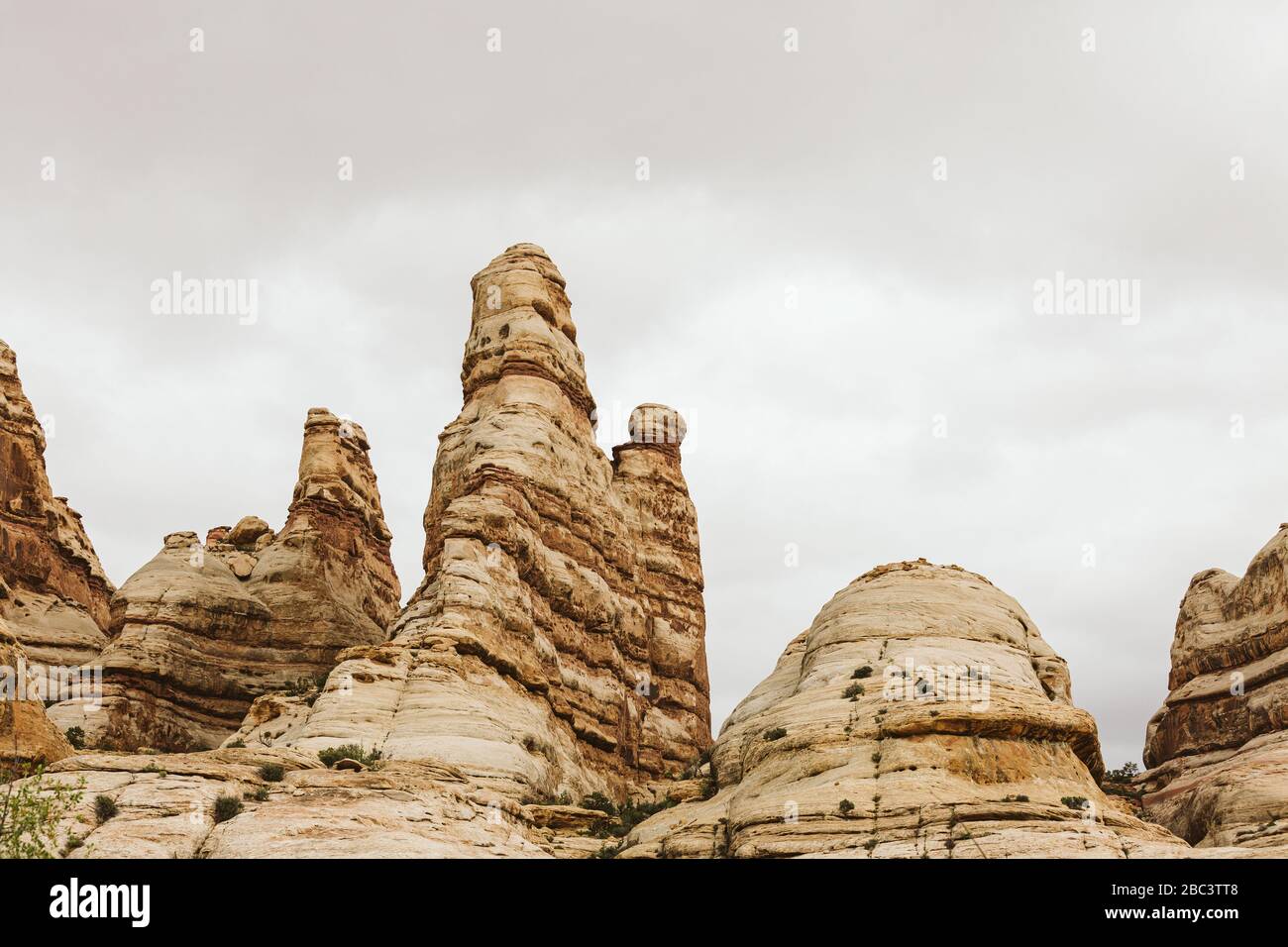 Gray skyline hi-res stock photography and images - Alamy