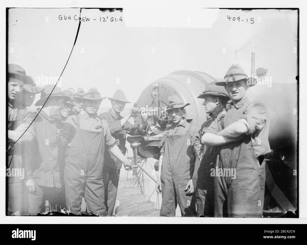 Gun crew,12' gun (Fort Hamilton Stock Photo - Alamy