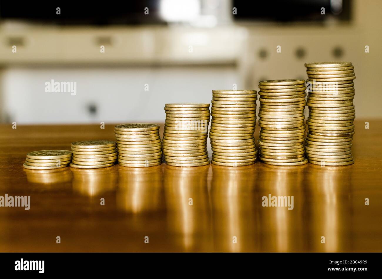 Philippine peso coin hi-res stock photography and images - Alamy