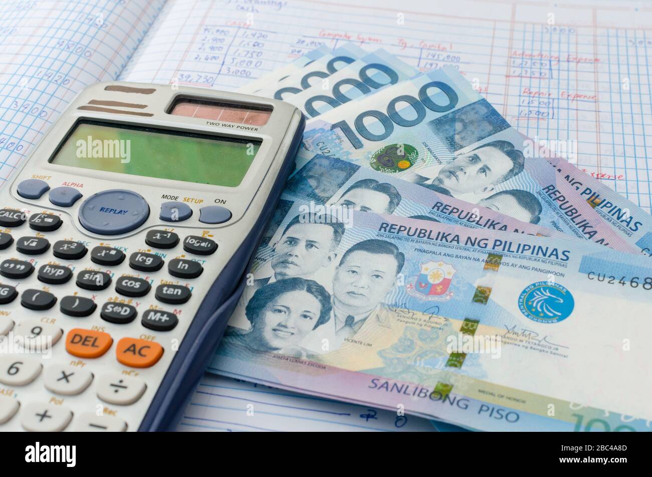 Philippine money 1000 hi-res stock photography and images - Alamy