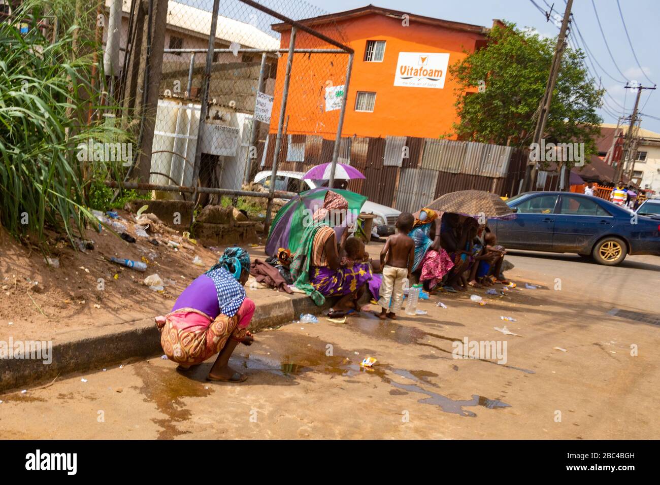 Homeless peoples in the street of Africa Stock Photo - Alamy