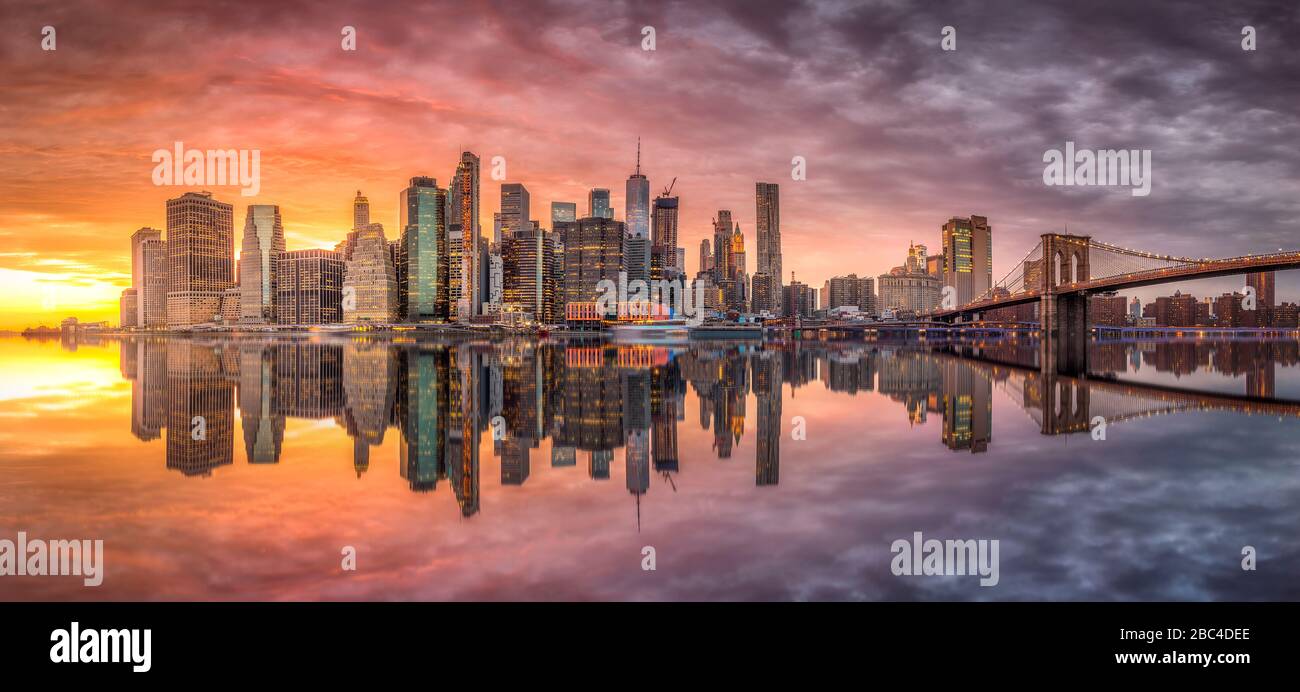 New York City skyline with skyscrapers at sunset Stock Photo - Alamy