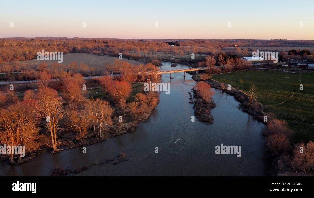 Highway 2 ontario hi-res stock photography and images - Alamy
