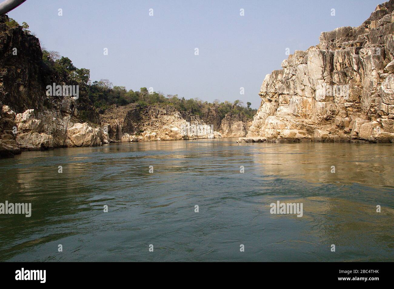 Narmada river hi-res stock photography and images - Alamy