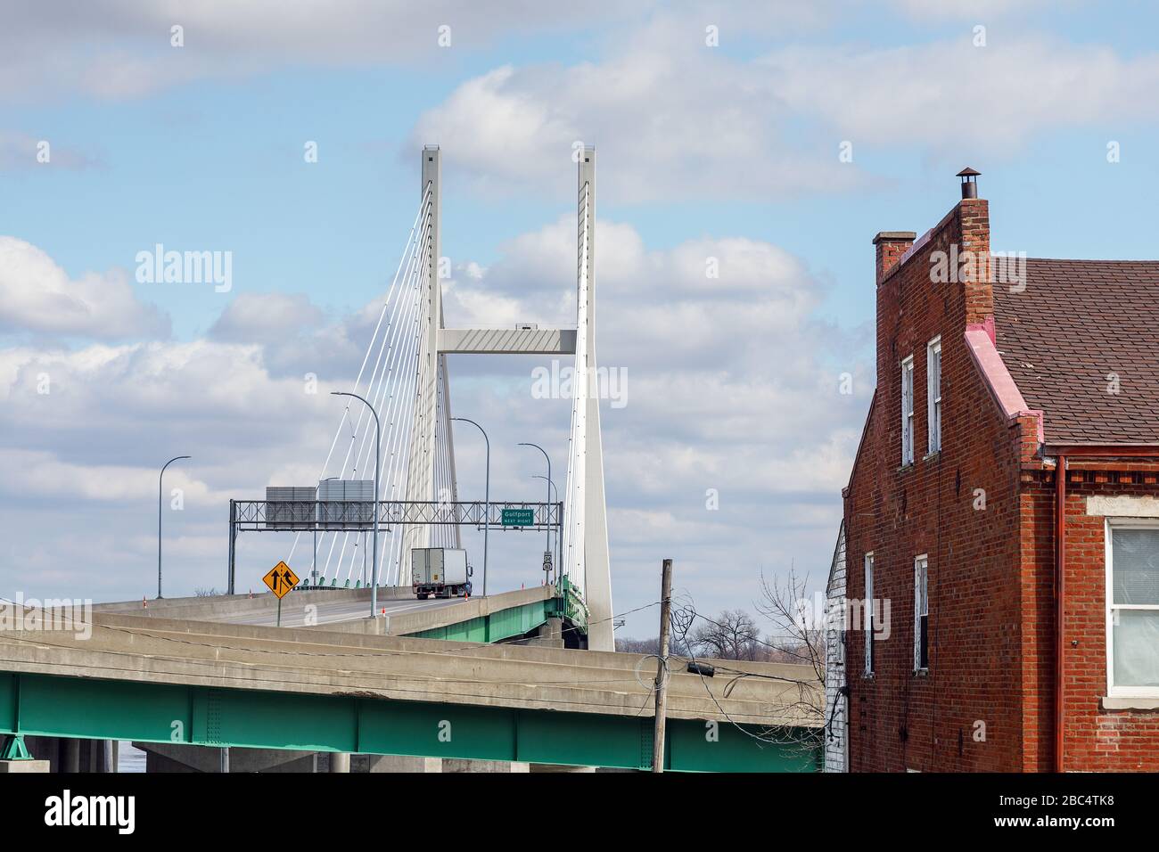 US Route 34 Great River Bridge crossing the Mississippi River between ...