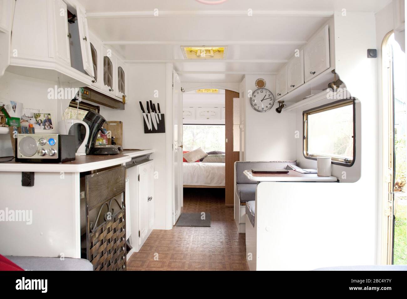 Old style caravan hi-res stock photography and images - Alamy