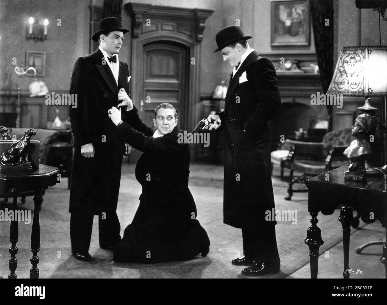 EDWARD WOODS as Matt Doyle MURRAY KINNELL as Putty Nose and JAMES ...