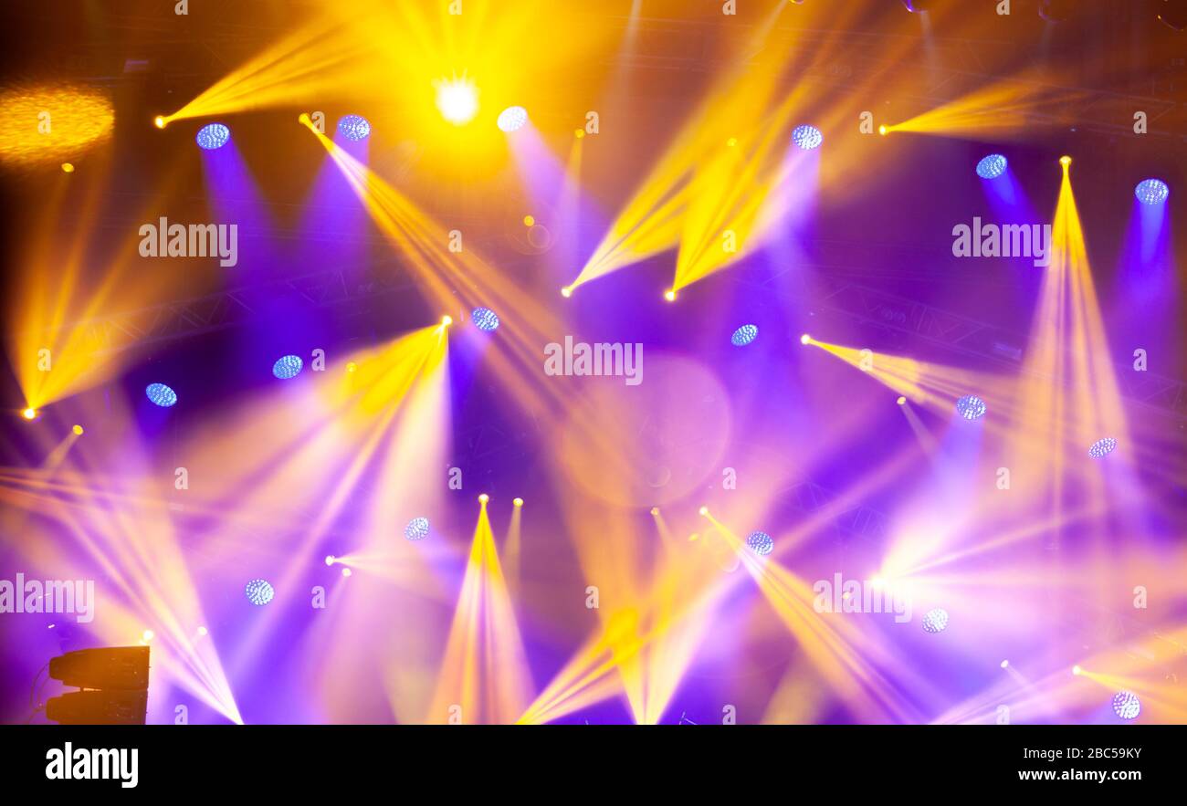 Stage lightning hi-res stock photography and images - Alamy