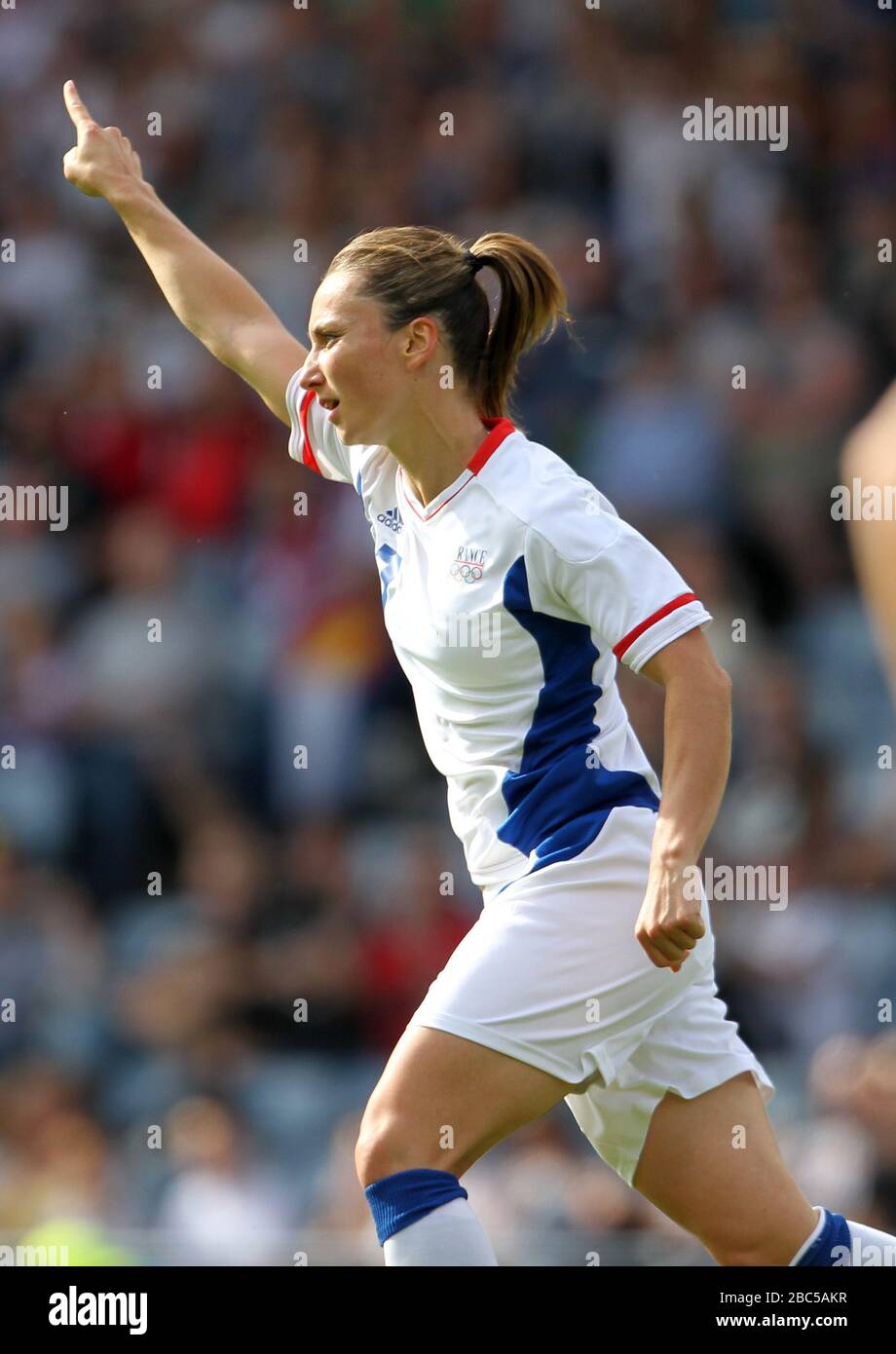 France's Gaetane Thiney celebrates the opening goal during the Women's ...