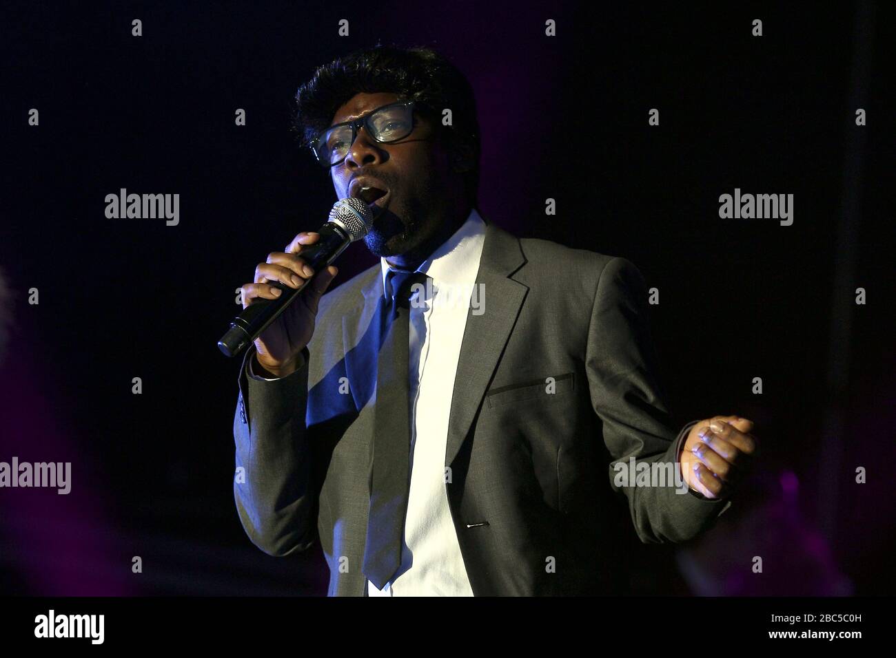 The Rat Pack (Sammy Davis Jr) petform after the racing Stock Photo - Alamy