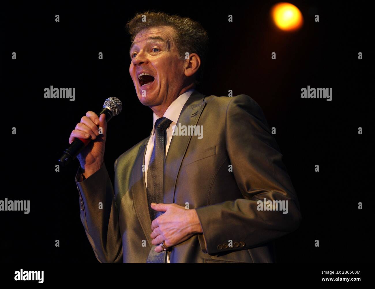 The Rat Pack (Dean Martin) perform after the races Stock Photo - Alamy