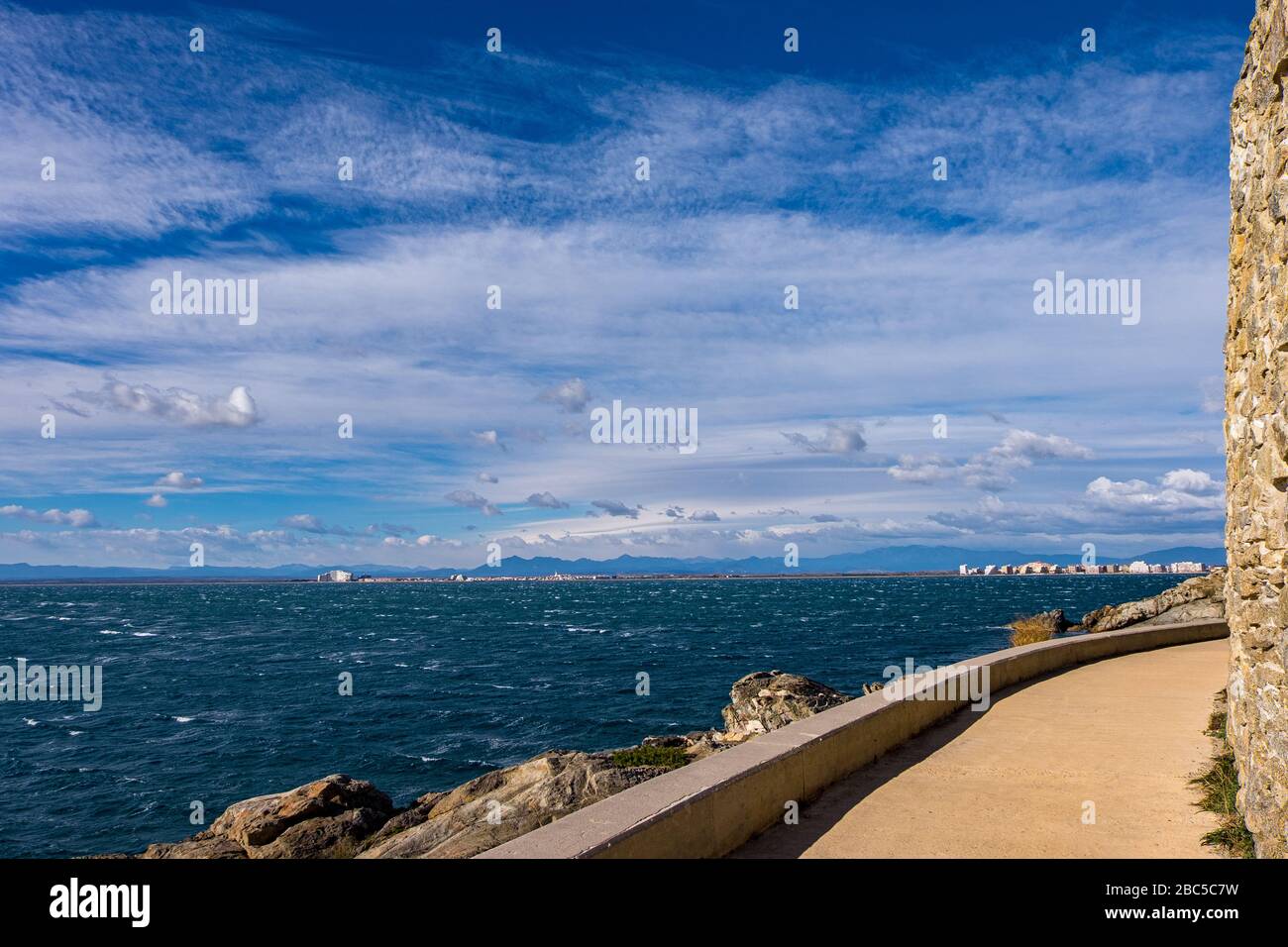 Rosas on the costa brava hi-res stock photography and images - Alamy