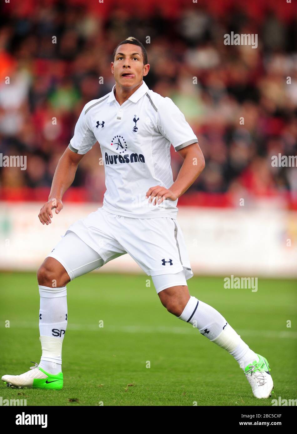 Tottenham Hotspur's Jake Livermore Stock Photo - Alamy