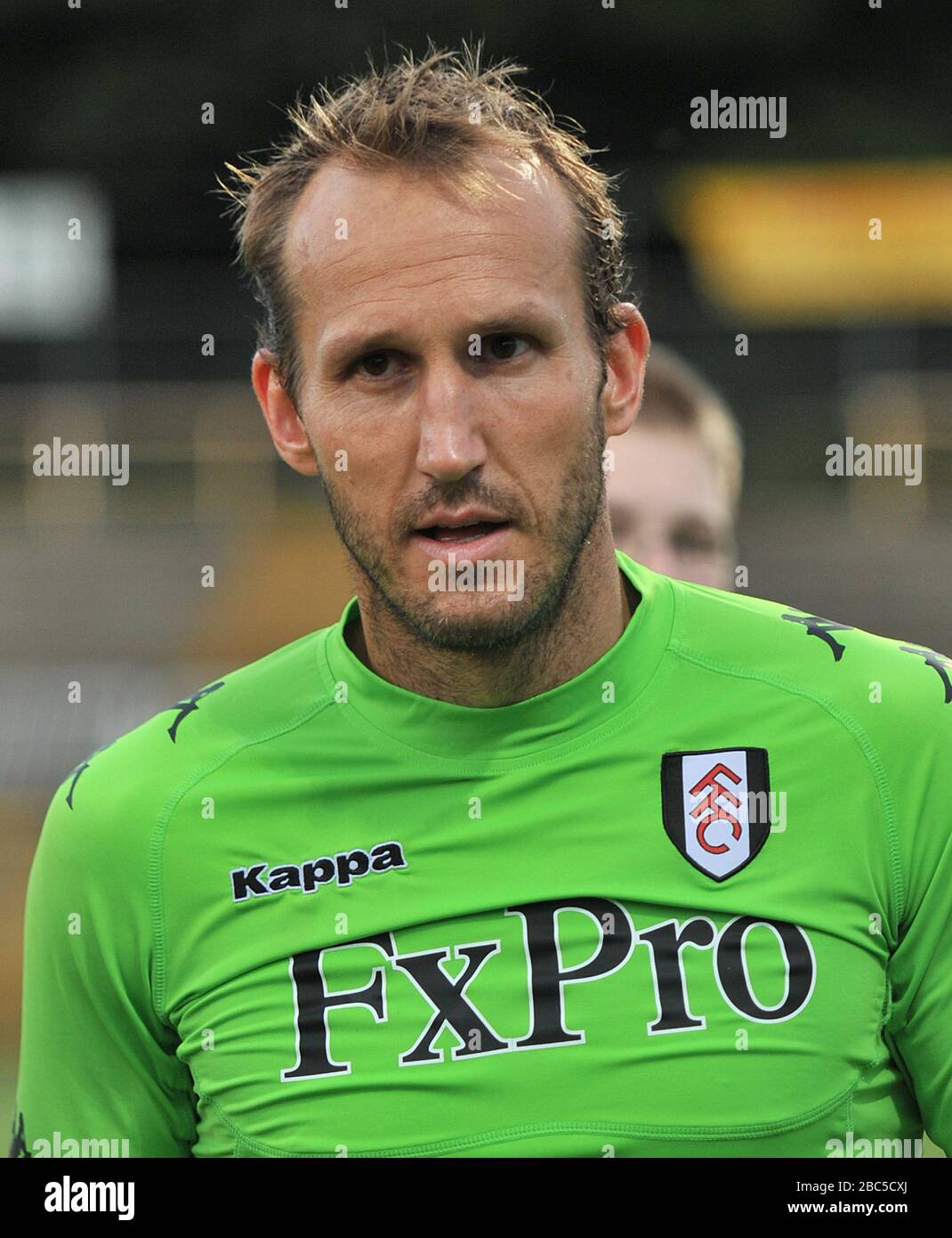 Fulham goalkeeper Mark Schwarzer Stock Photo - Alamy