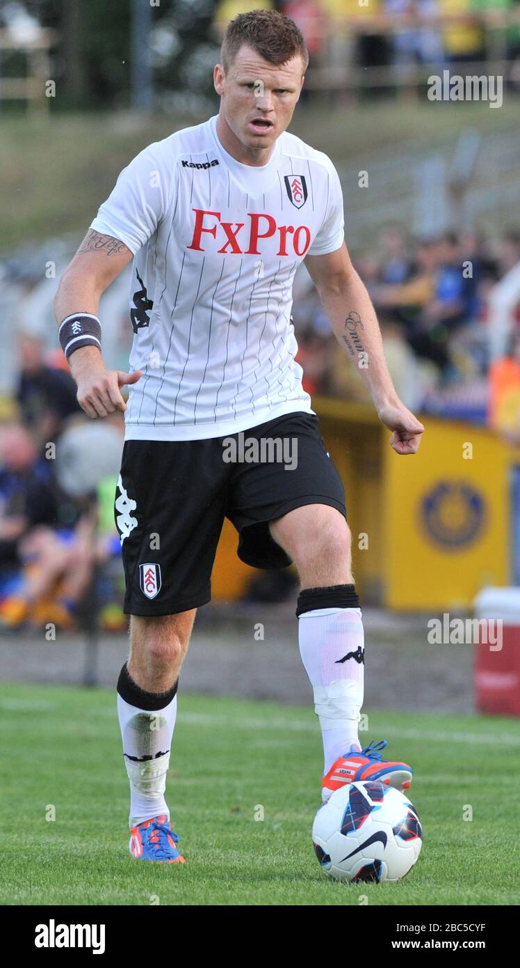 Fulham's John Arne Riise Stock Photo - Alamy