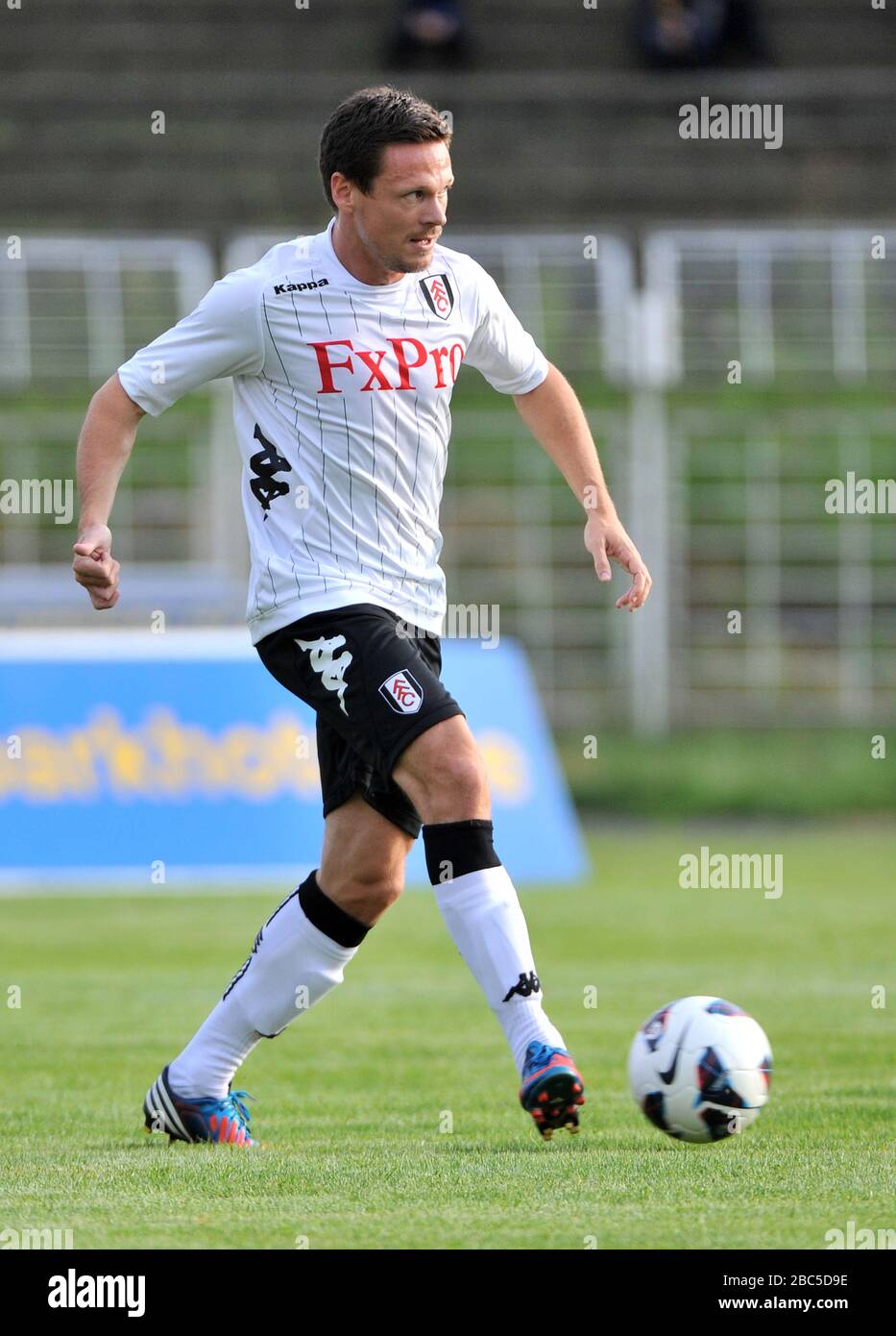 Fulham's Sascha Riether Stock Photo - Alamy