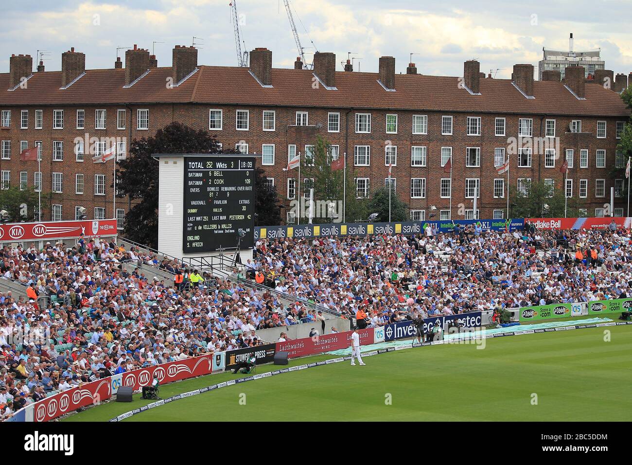 A general view of the crowd Stock Photo - Alamy