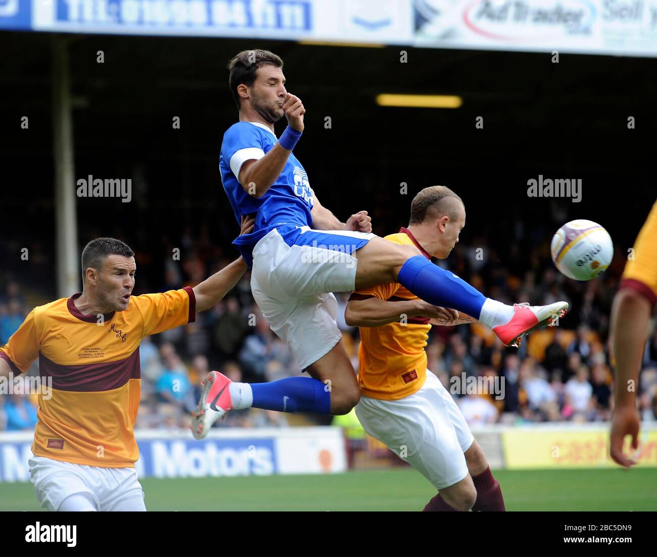 Evertons apostolos vellios hi-res stock photography and images - Alamy