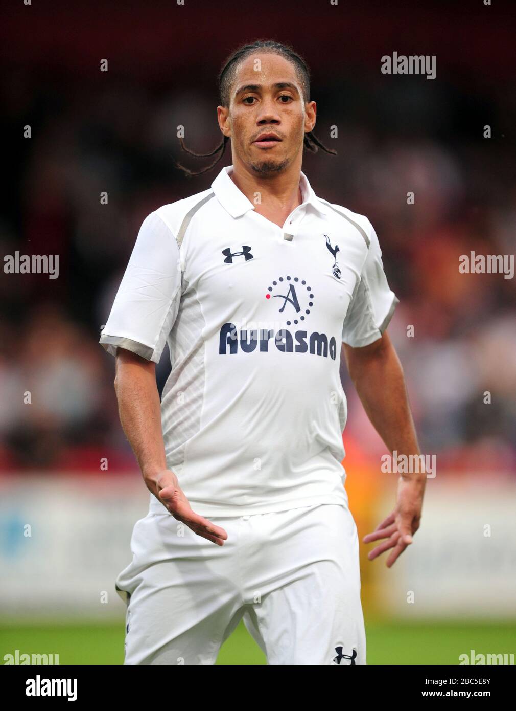 Tottenham hotspurs steven pienaar hi-res stock photography and images ...