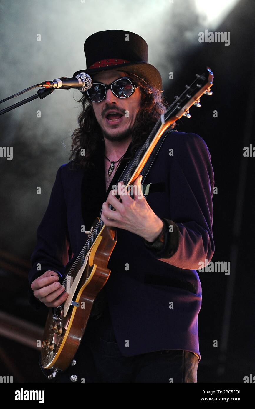 Gus Robertson High Resolution Stock Photography and Images - Alamy