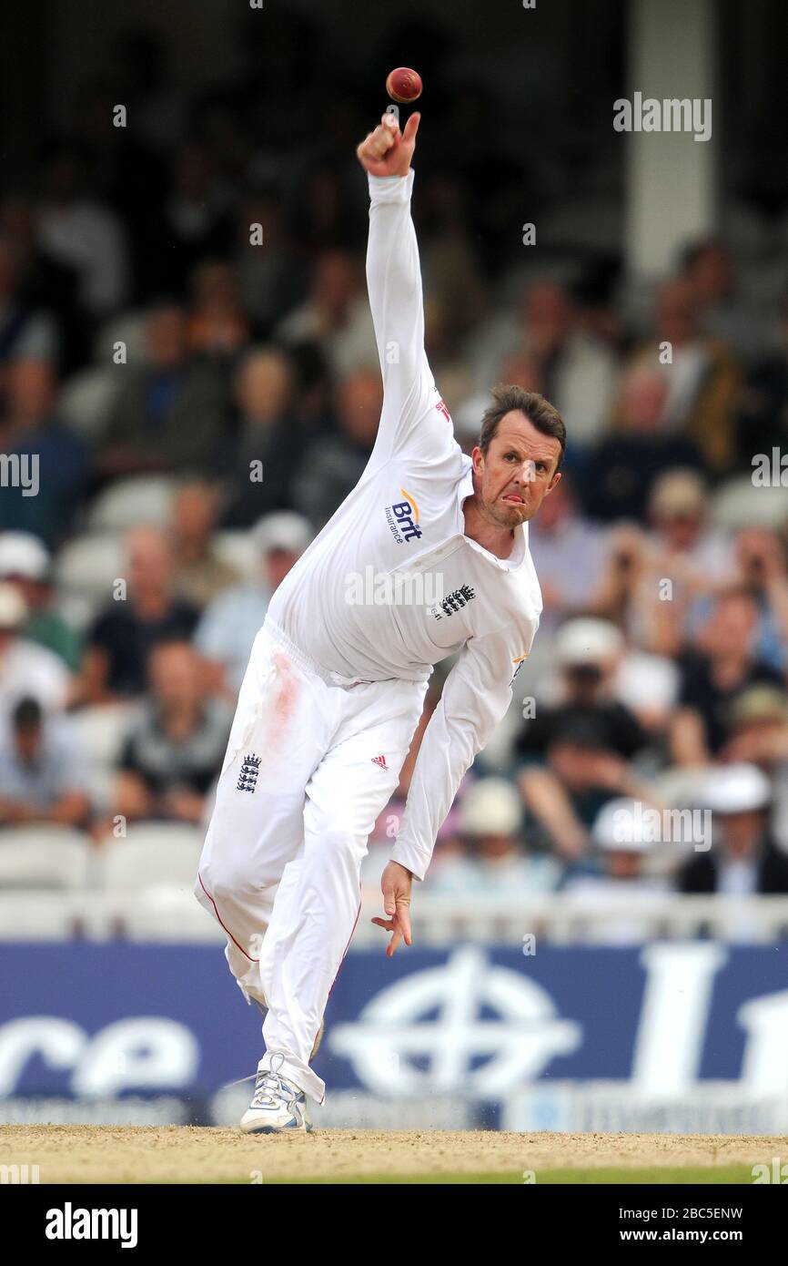 Graeme swann england hi-res stock photography and images - Alamy