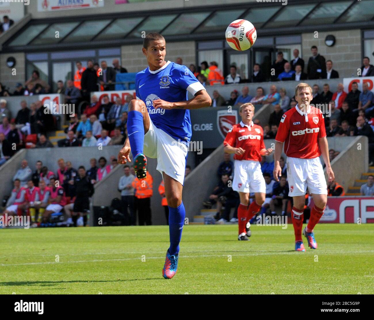 Everton's Jack Rodwell scores their third goal Stock Photo - Alamy