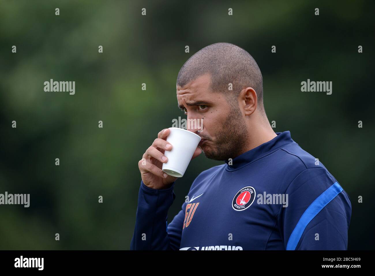 Erol Umut, Charlton Athletic physiotherapist Stock Photo - Alamy