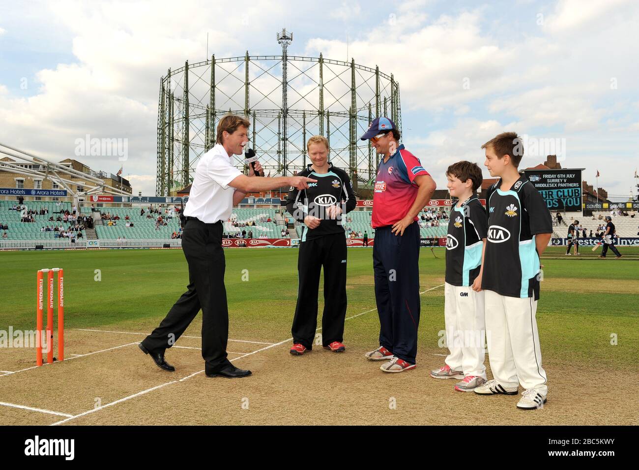 Surrey matchday mascots join Surrey Lions and Kent Spitfires captains ...
