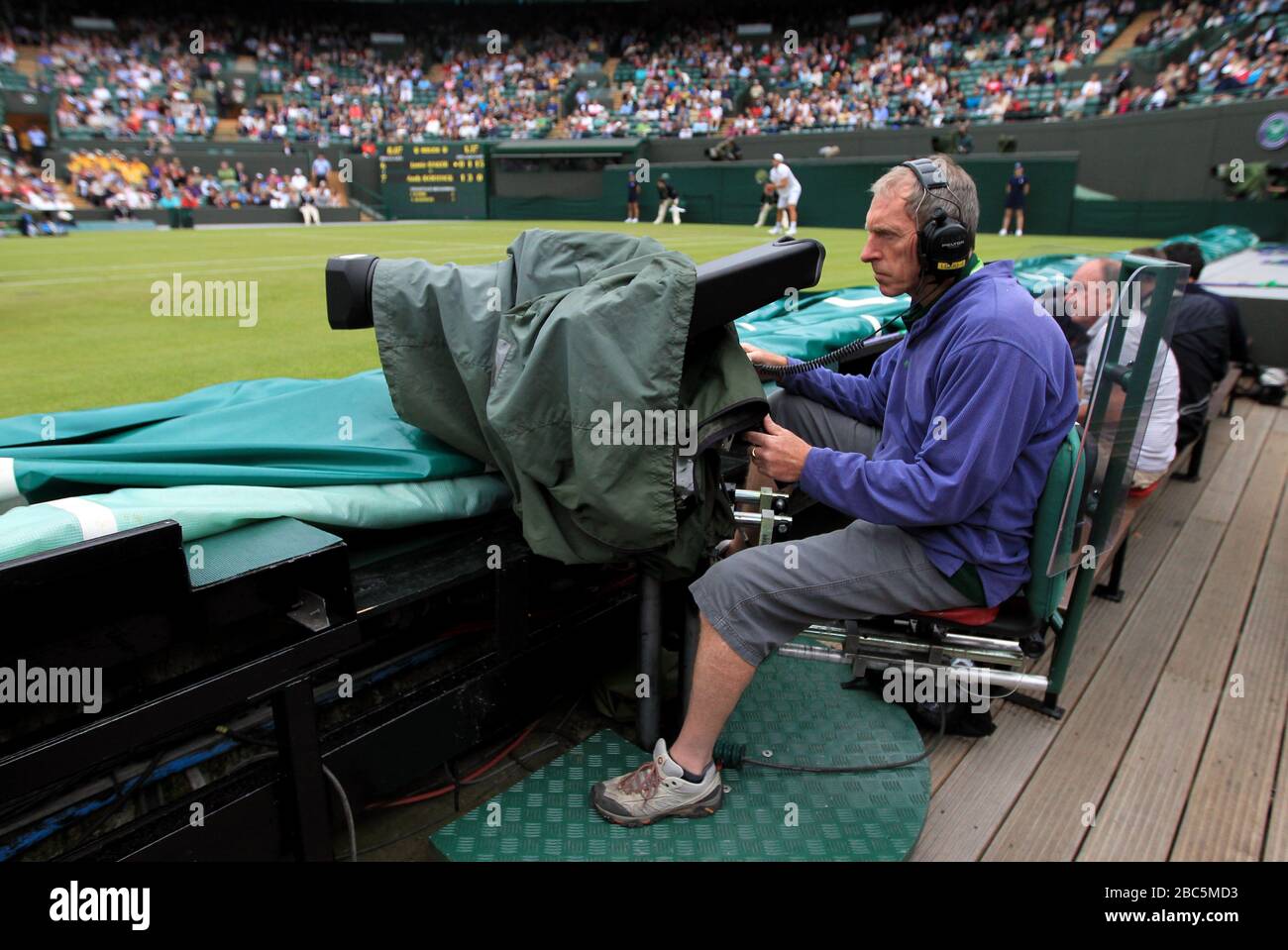 A Television camera man works on Court 1 Stock Photo - Alamy
