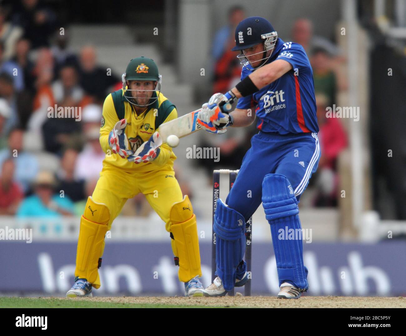 England's Ian Bell bats Stock Photo - Alamy