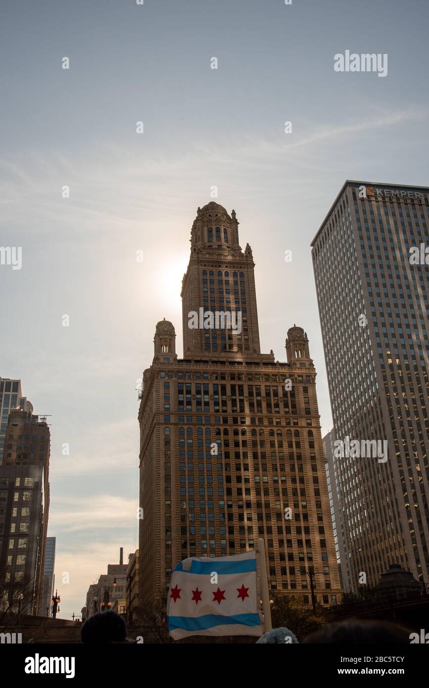 35 east wacker hi-res stock photography and images - Alamy