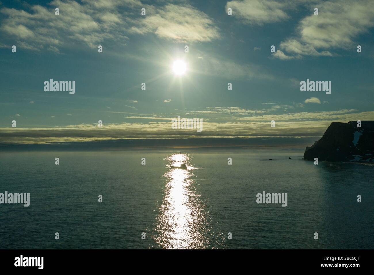 Shooting from height above mountain hi-res stock photography and images ...