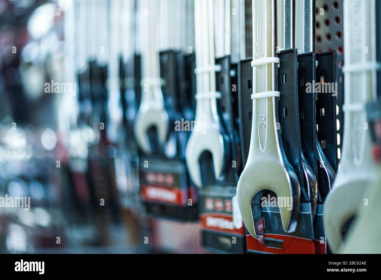 Fixed wrench hi-res stock photography and images - Alamy