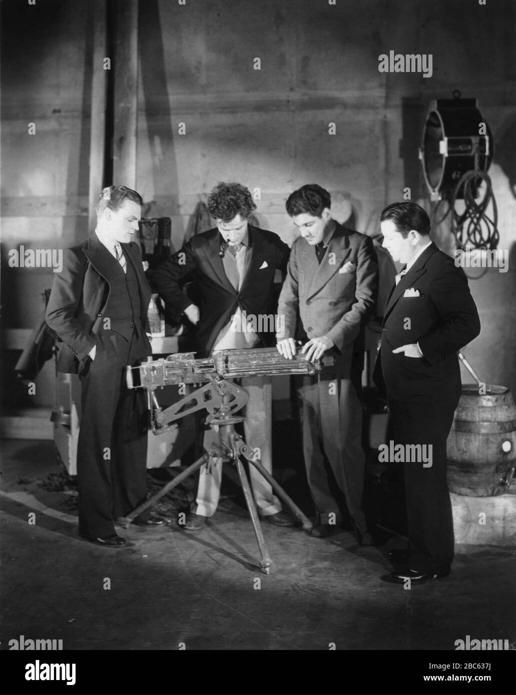 James cagney gun hi-res stock photography and images - Alamy