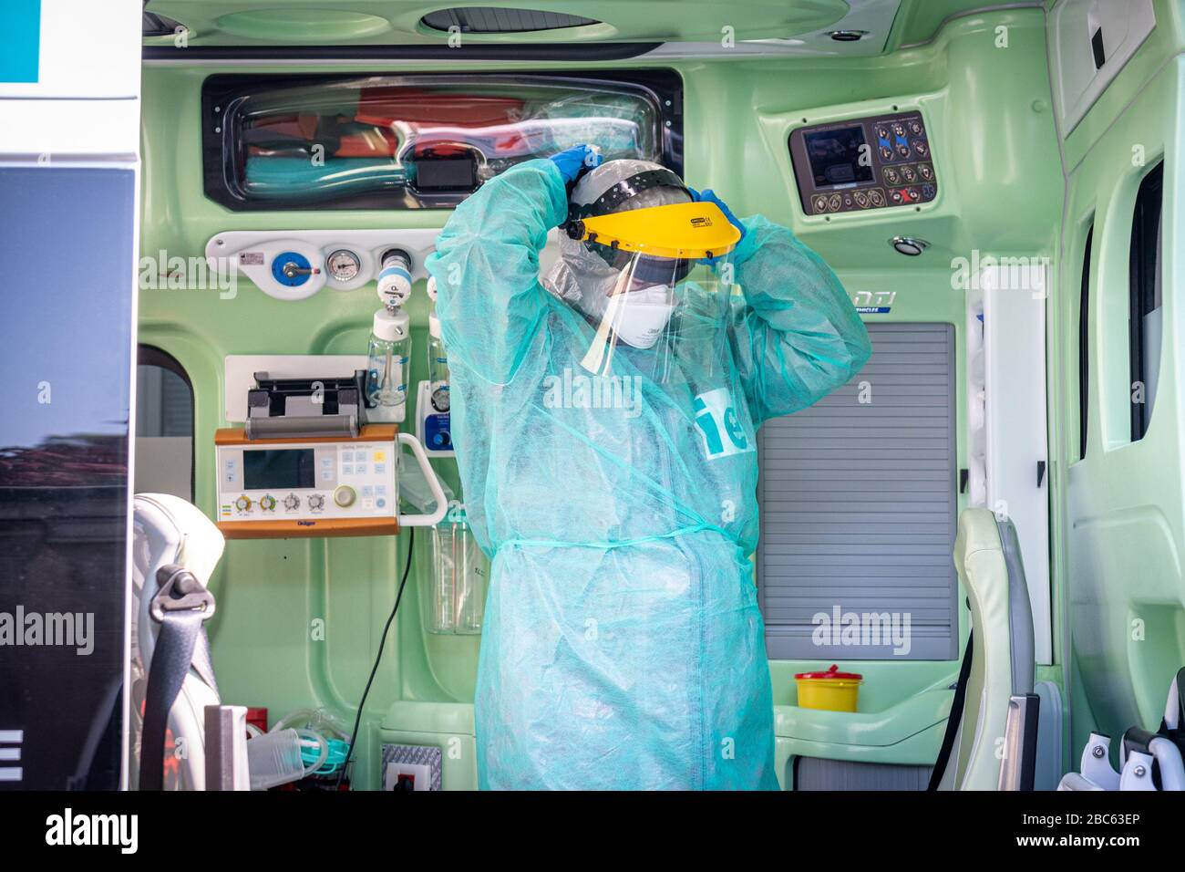 Security aids hi-res stock photography and images - Alamy