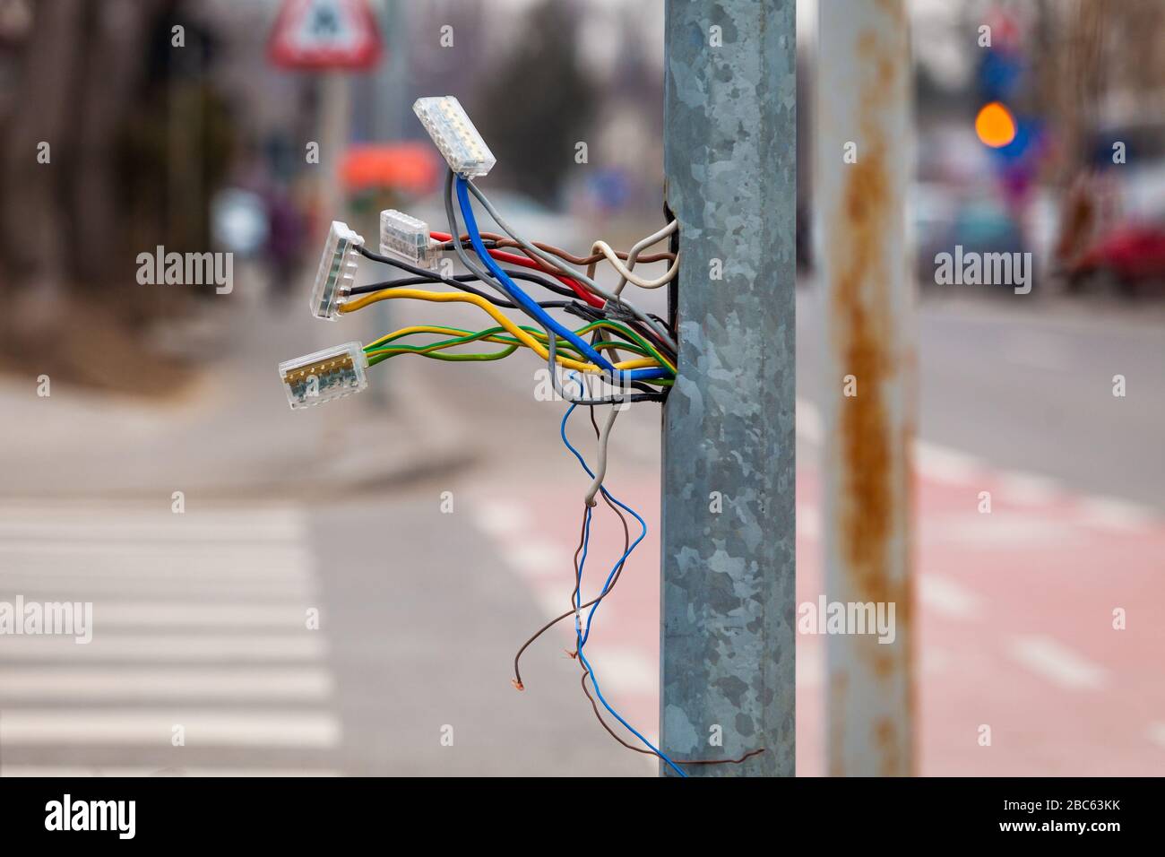 Pole repair hi-res stock photography and images - Alamy