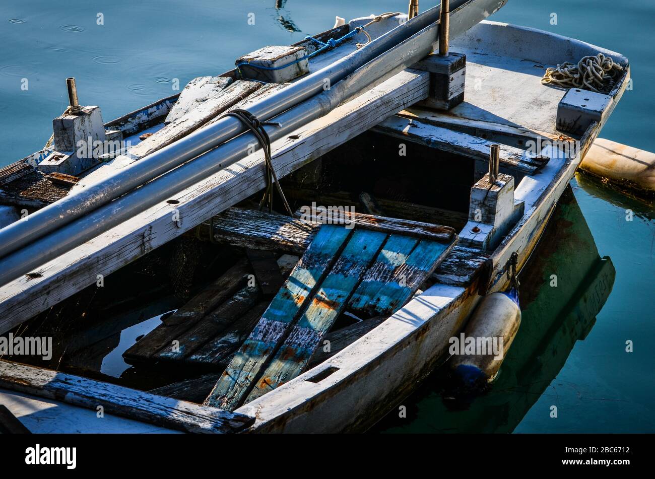 old harbour close up view - fishing ned, fishing boats & seaside view ...