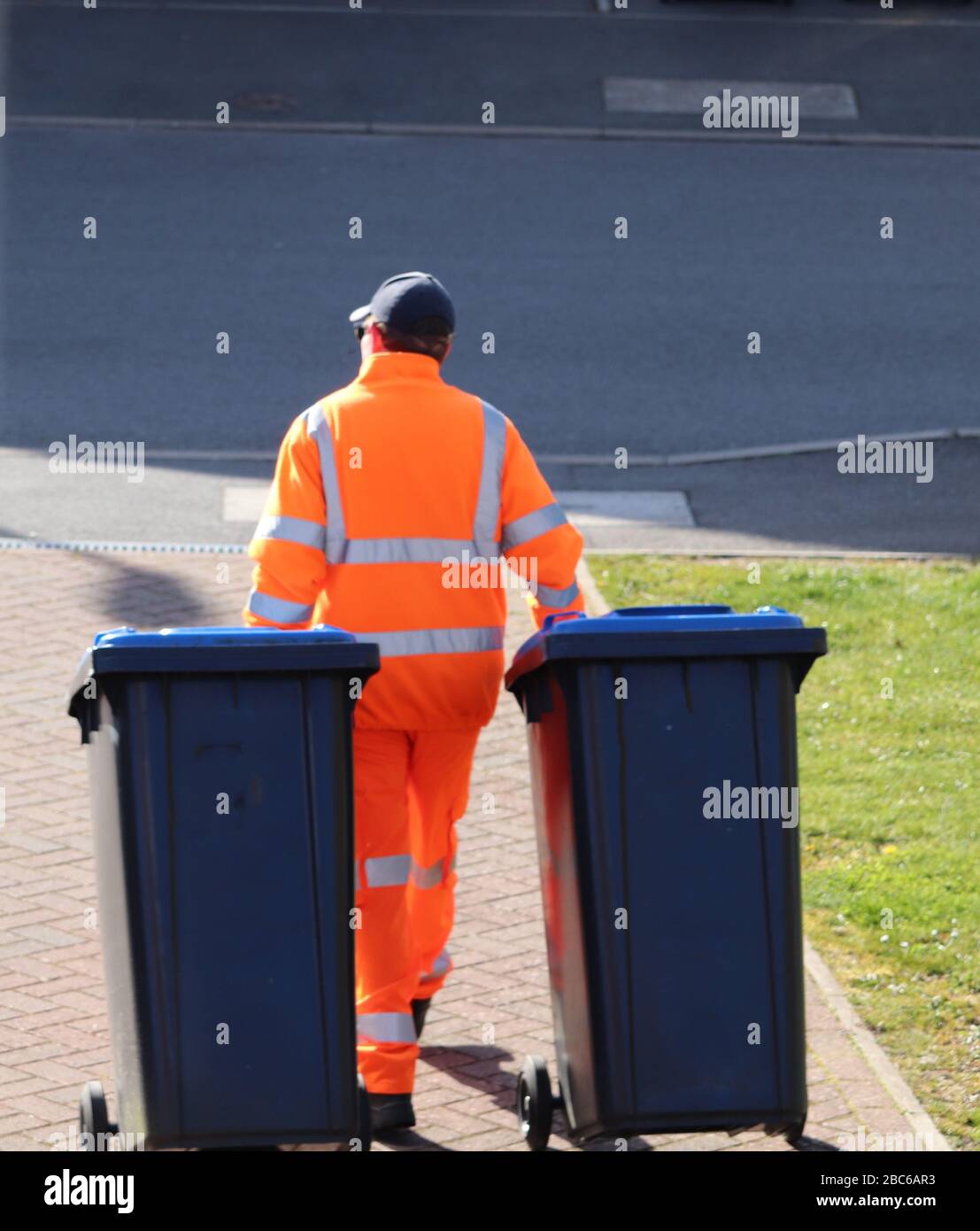Ppe rubbish hi-res stock photography and images - Alamy