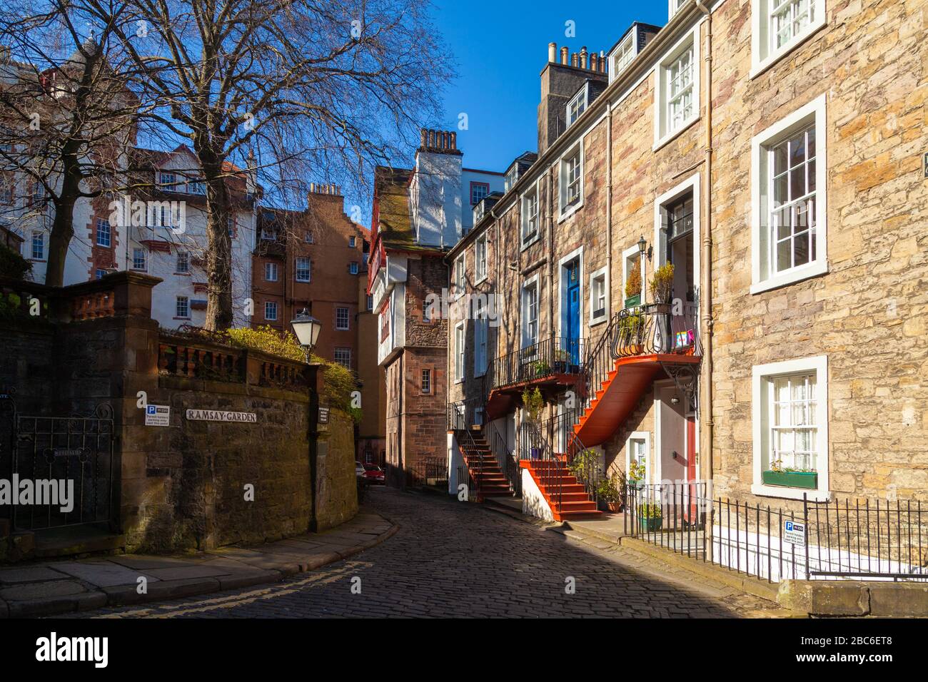 Ramsay Garden in Edinburgh Old Town, Scotland, UK Stock Photo - Alamy